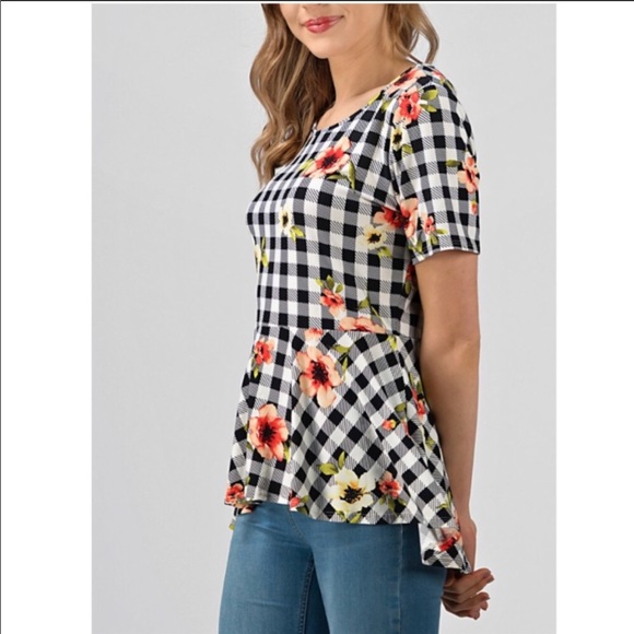 Tops | Black And White Checked Floral Top | Poshmark